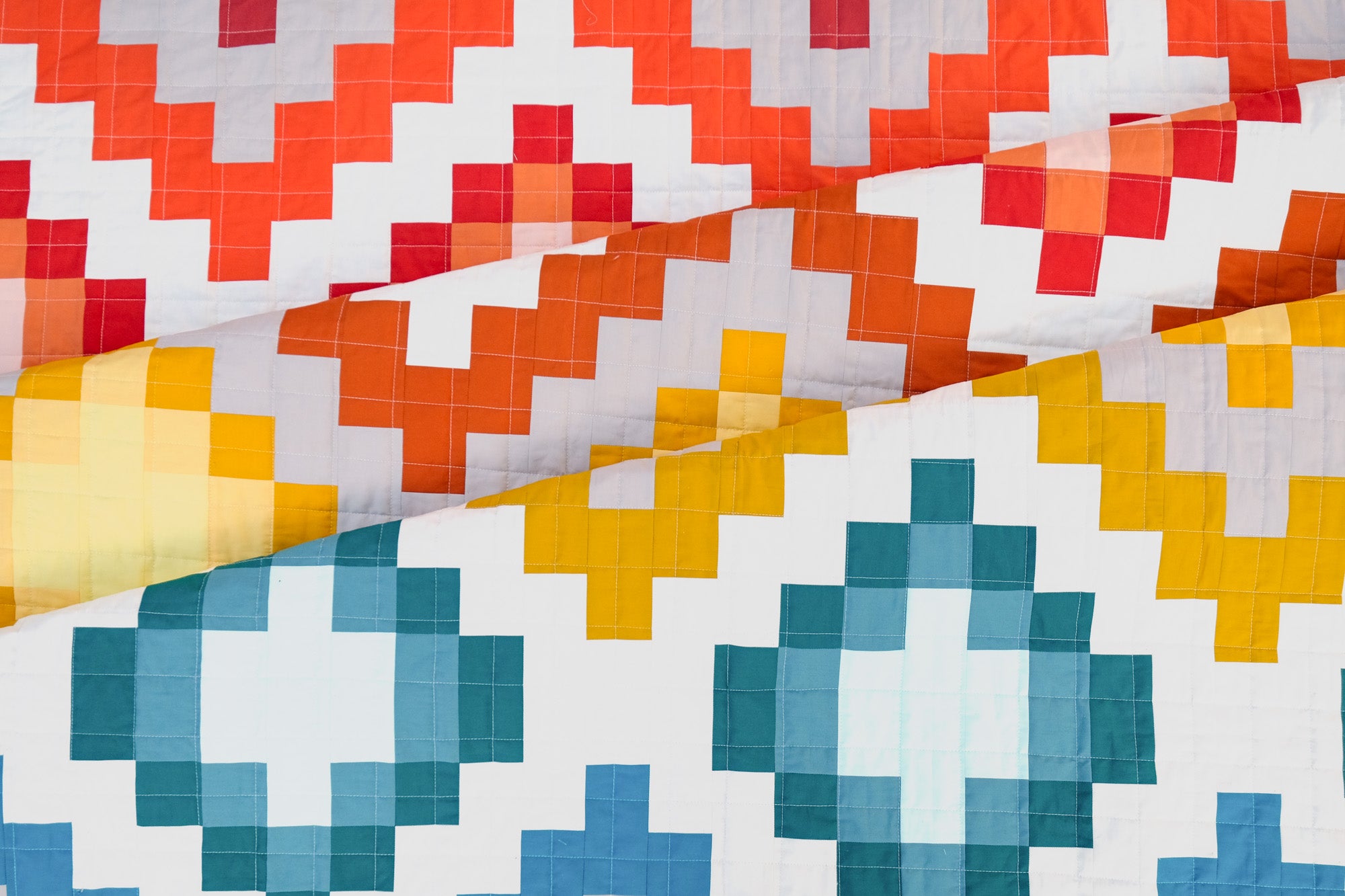 The Stella Quilt in Art Gallery Pure Solids – Kitchen Table Quilting