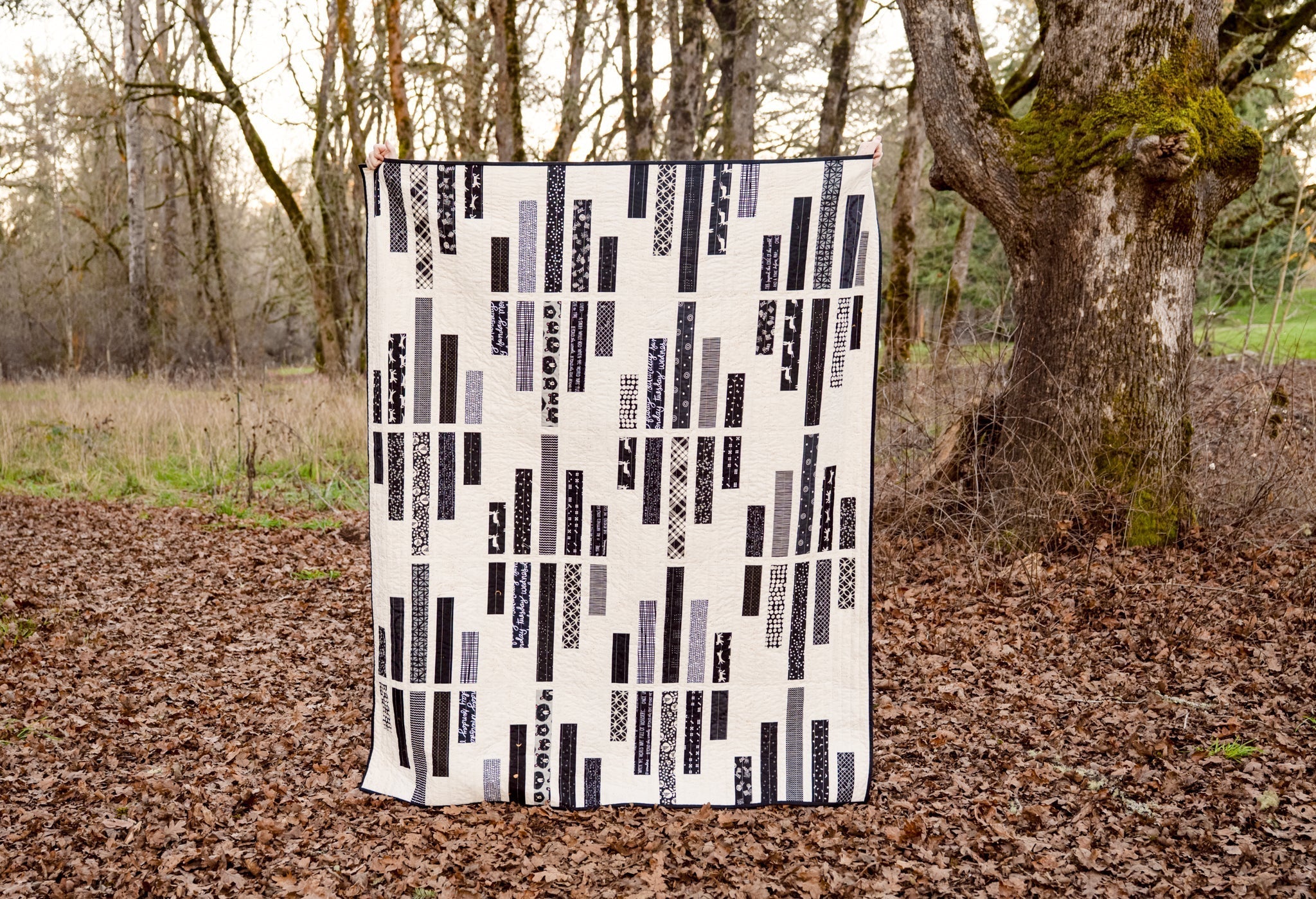 The Vivian Quilt in Black and White – Kitchen Table Quilting
