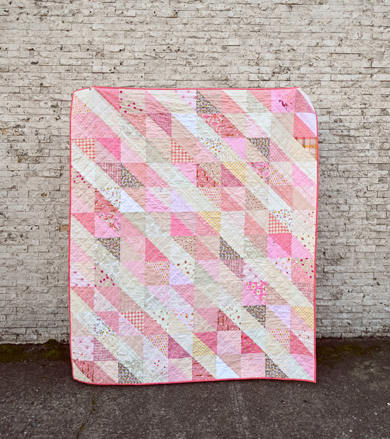 The Daphne Quilt PDF Pattern – Kitchen Table Quilting