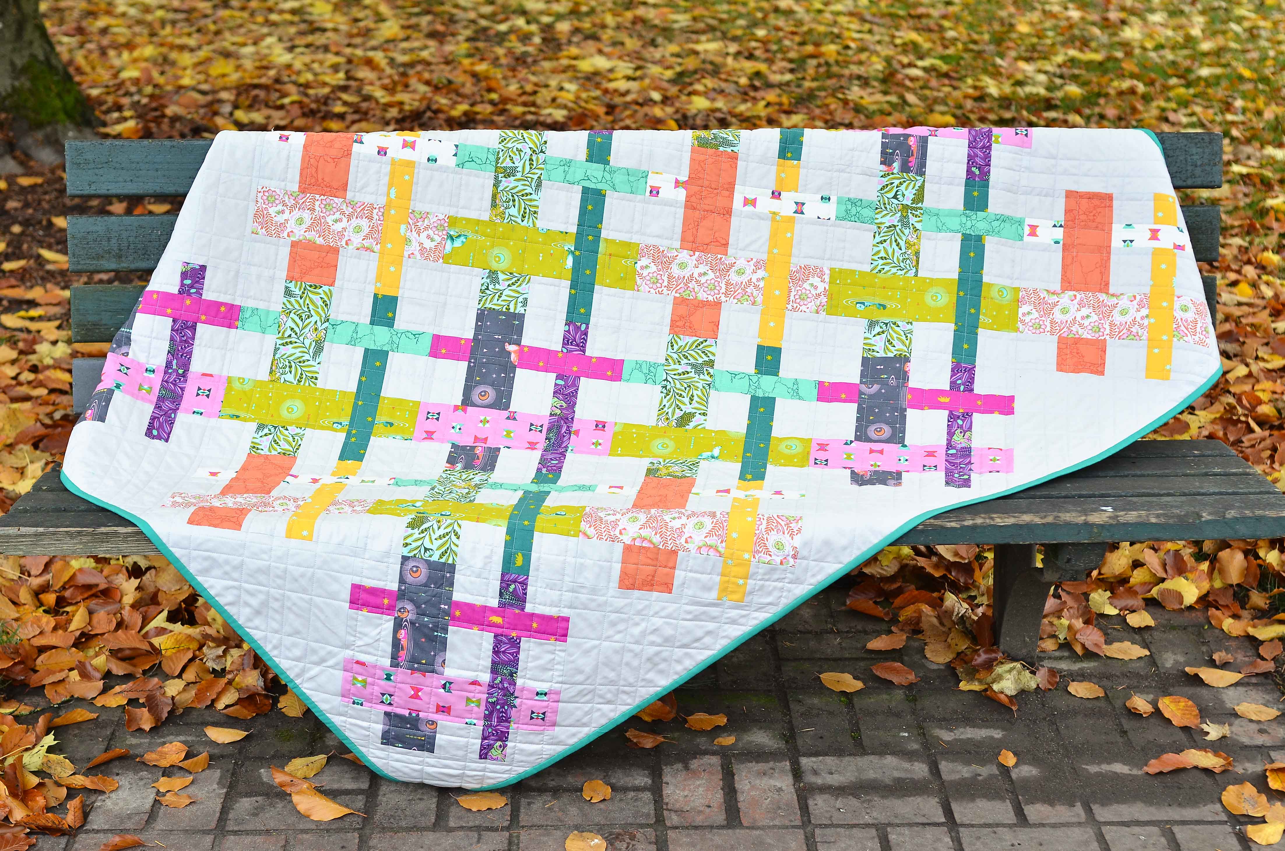 Cut Loose Quilt Tutorial – Kitchen Table Quilting