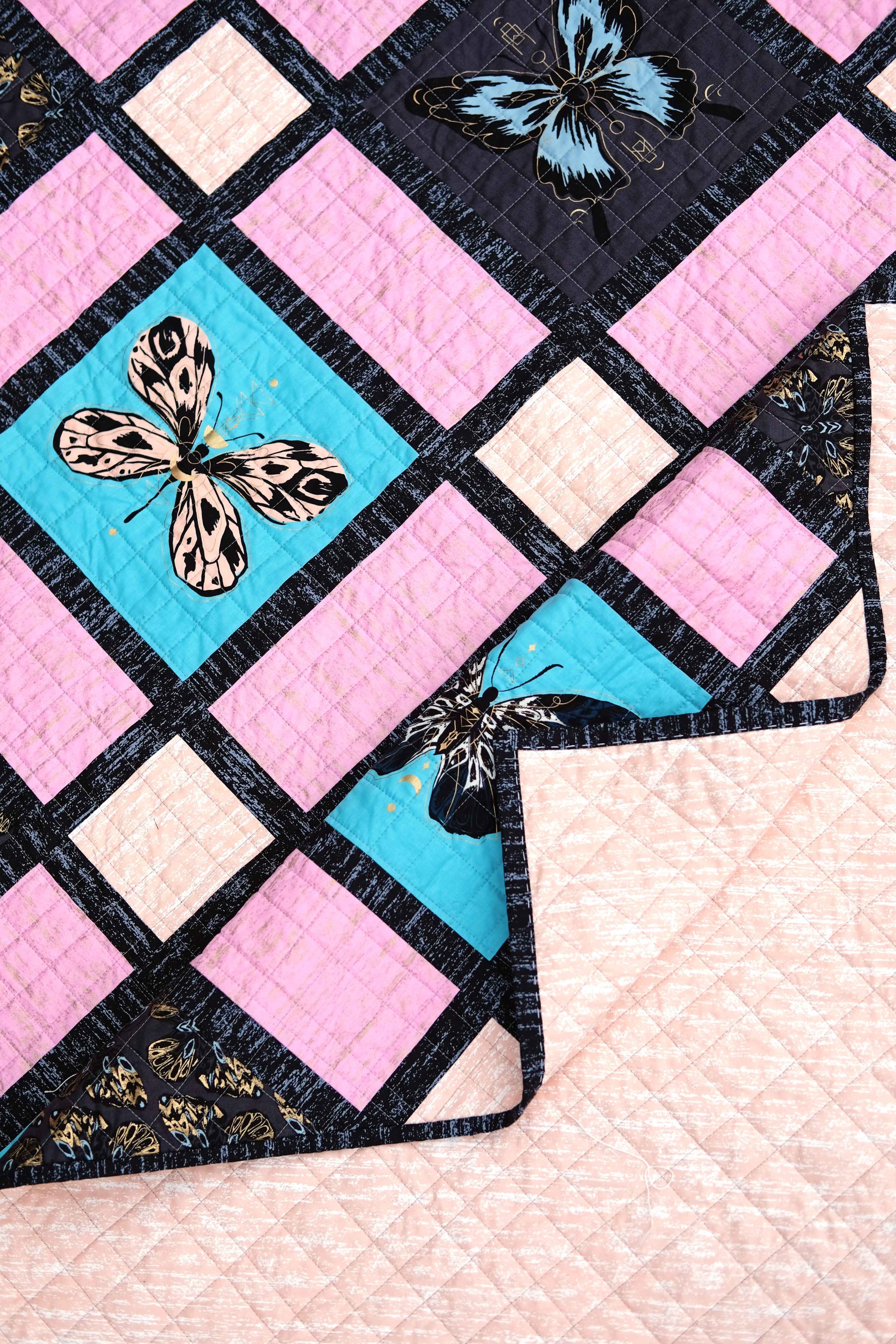 The Delilah Quilt PDF Pattern – Kitchen Table Quilting